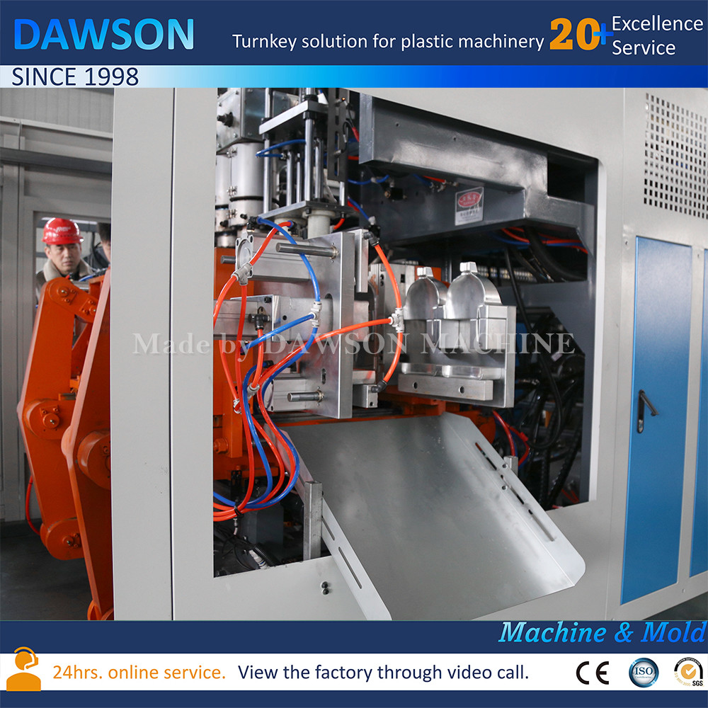 Full Automatic Extrusion Blow Molding Machine Plastic PP HDPE Bottle Jerry Can 2L Chemical Jerry Can